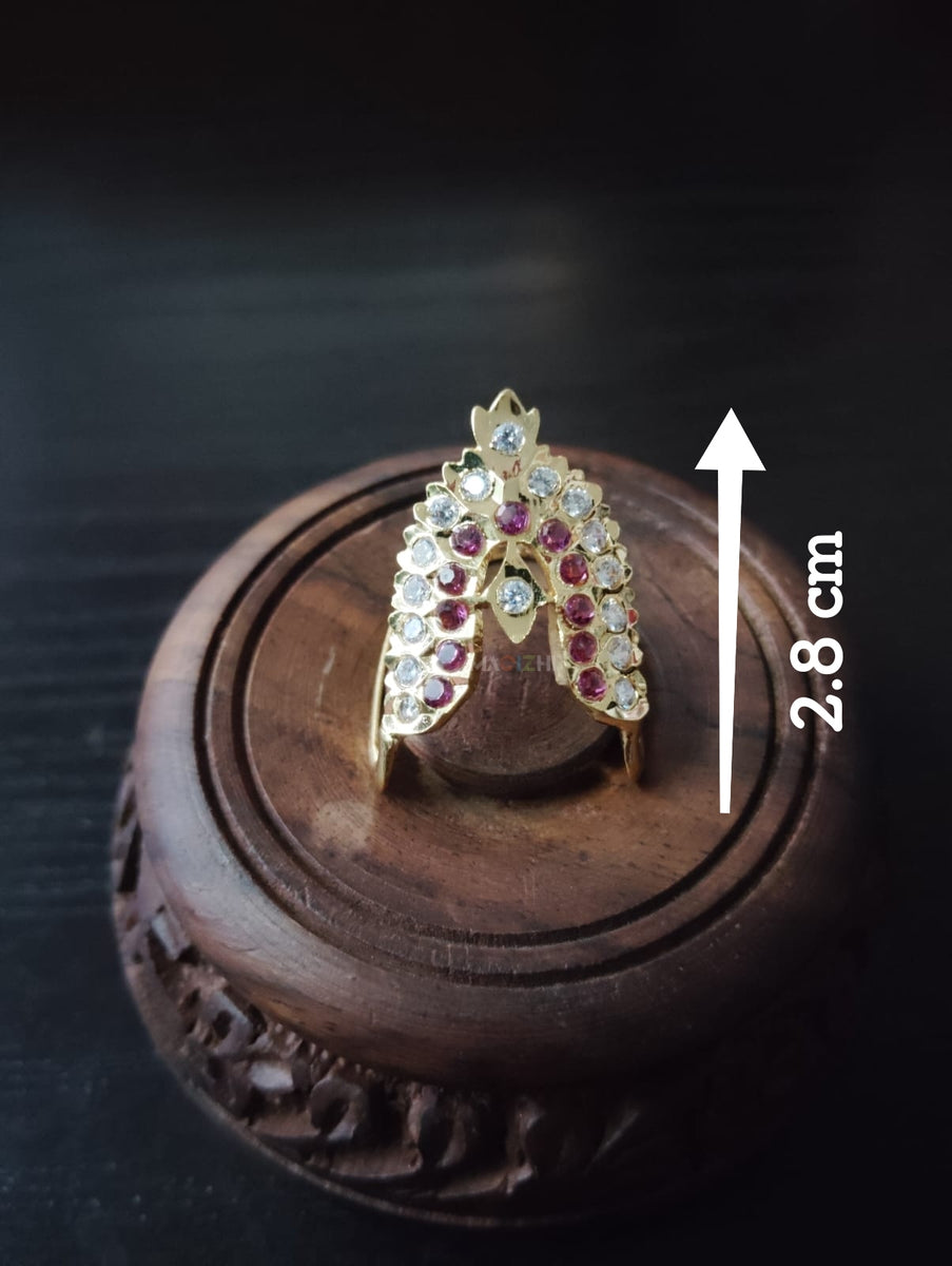 Floral Vanki Ring – MAGIZHI